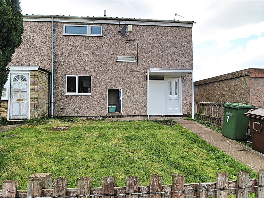 3 bed end terrace house for sale in Corncrake Drive, Smiths Wood ...