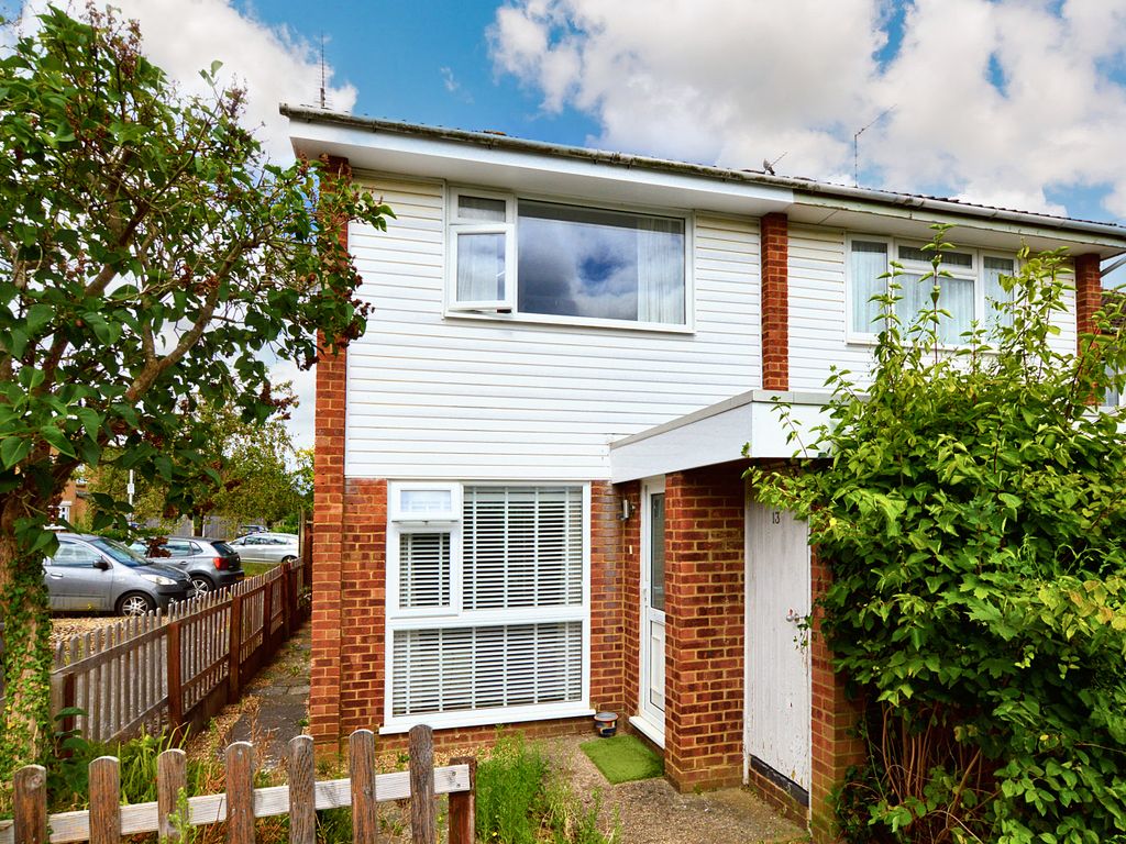 2 bed terraced house to rent in Westfield Court, Jersey Farm, St Albans ...