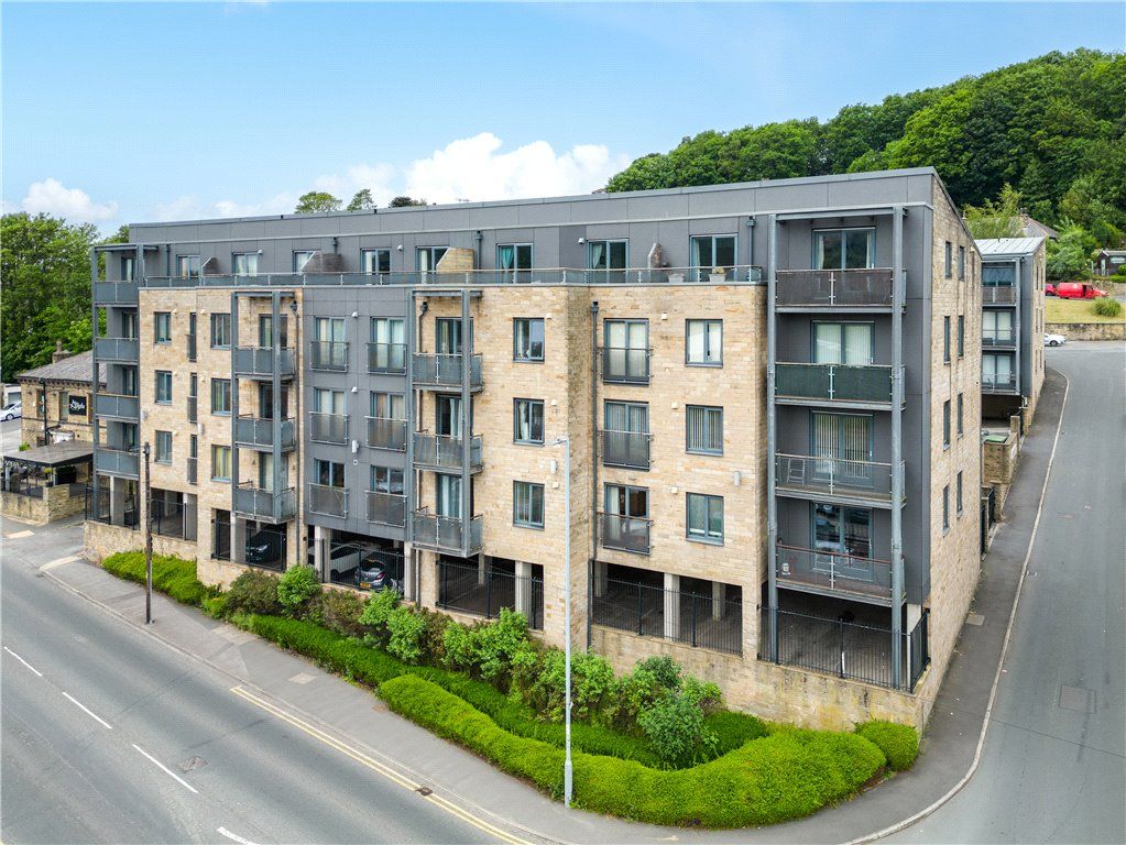 1 bed flat for sale in Albert Street, Baildon, West Yorkshire BD17 - Zoopla