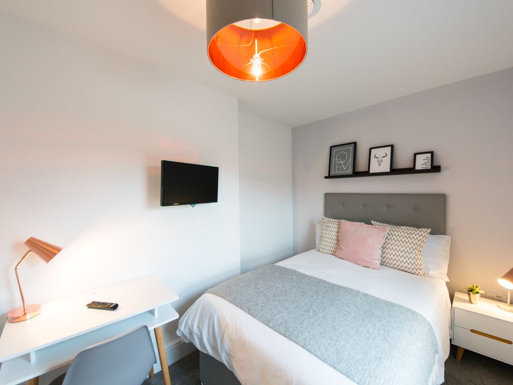 Room to rent in Henry Street, Reading RG1 - Zoopla