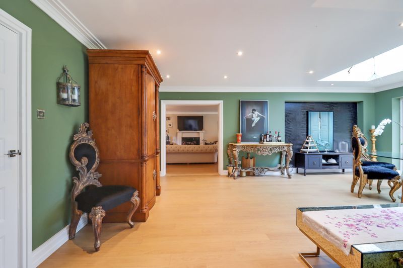 5 bed detached house for sale in School Road, Windlesham GU20, £ ...