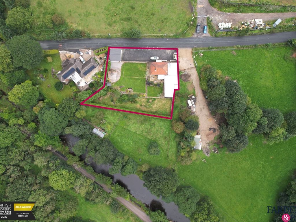 5 bed detached house for sale in Barden Lane, Reedley BB12, £385,000 ...