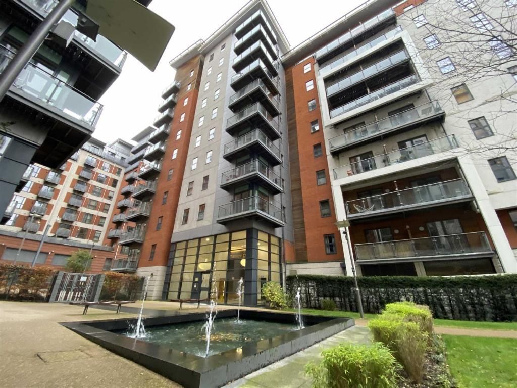 2 bed flat to rent in Masson Place, Hornbeam Way, Manchester M4 - Zoopla
