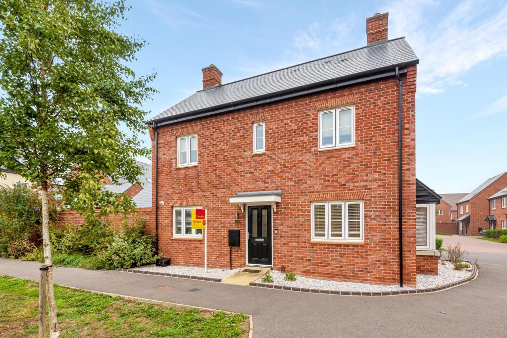 3 bed detached house for sale in Upper Heyford, Oxfordshire OX25 - Zoopla