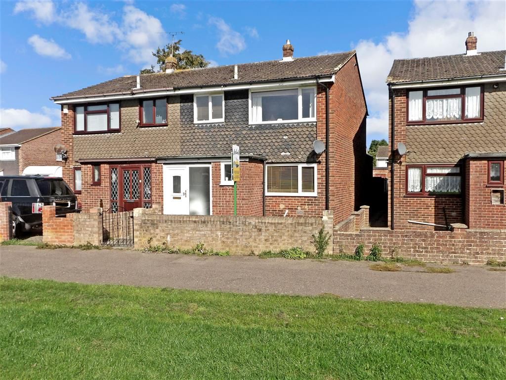 3 Bed Semi Detached House For Sale In Meadside Walk Walderslade