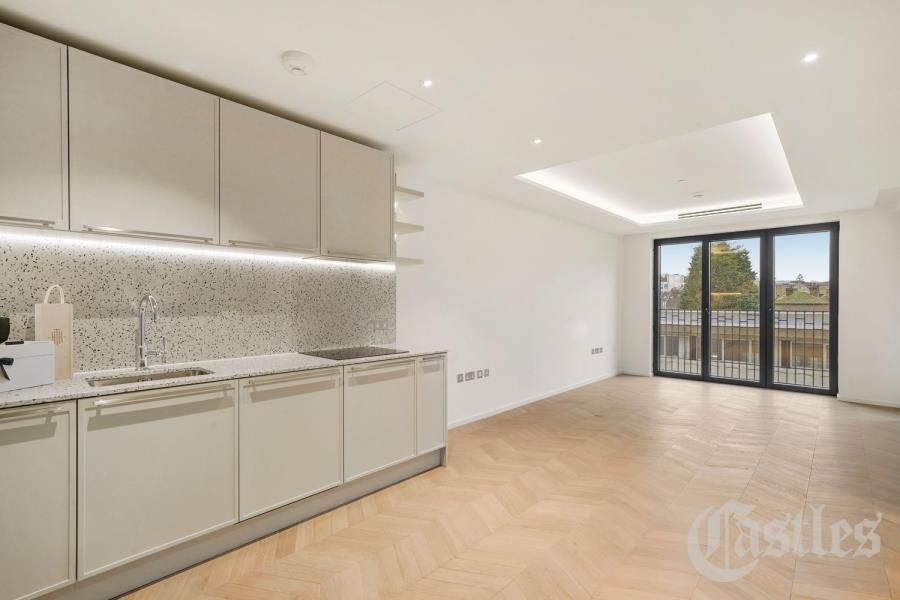 1 bed flat to rent in Farnfield Close, Crouch End N8, £2,000 pcm - Zoopla