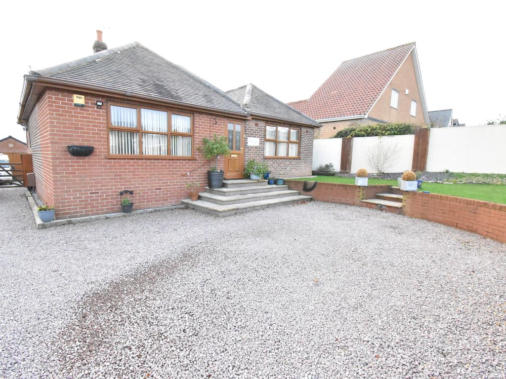 3 Bed Detached Bungalow For Sale In Common Road South Kirkby
