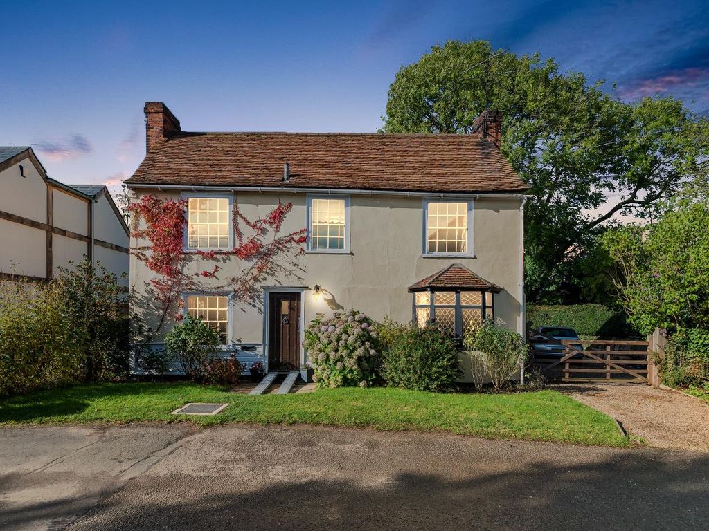3 bed detached house for sale in Pynnings Farm Lane, West Hanningfield ...