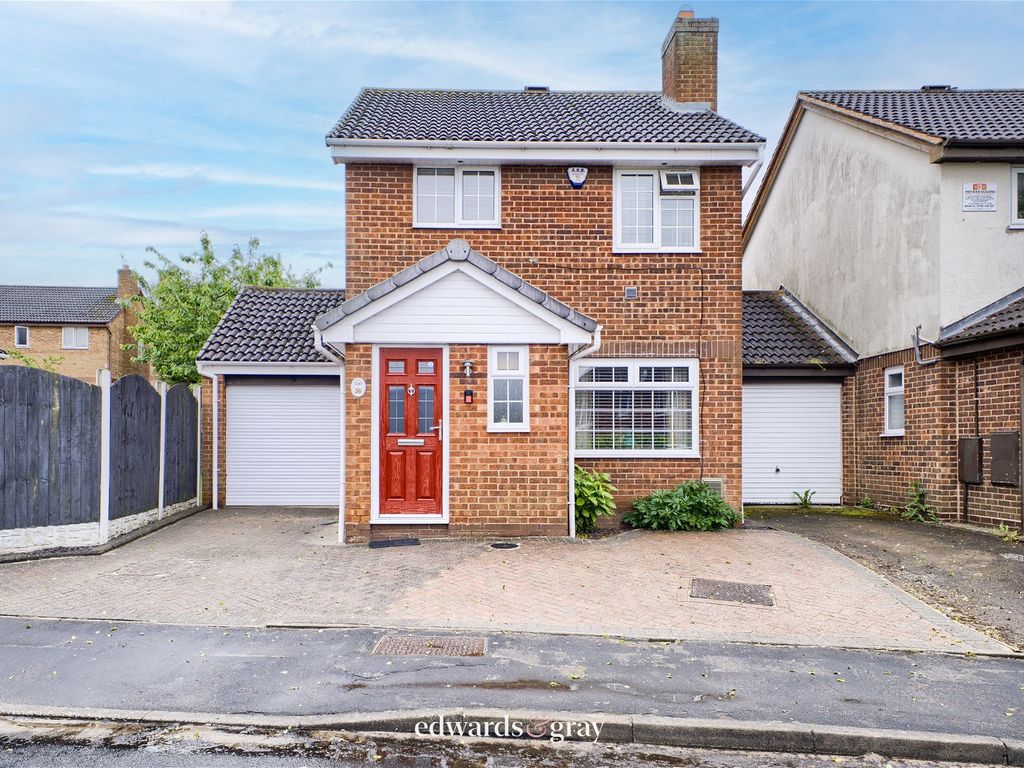 3 bed link detached house for sale in Middle Leaford, Stechford B34, £ ...