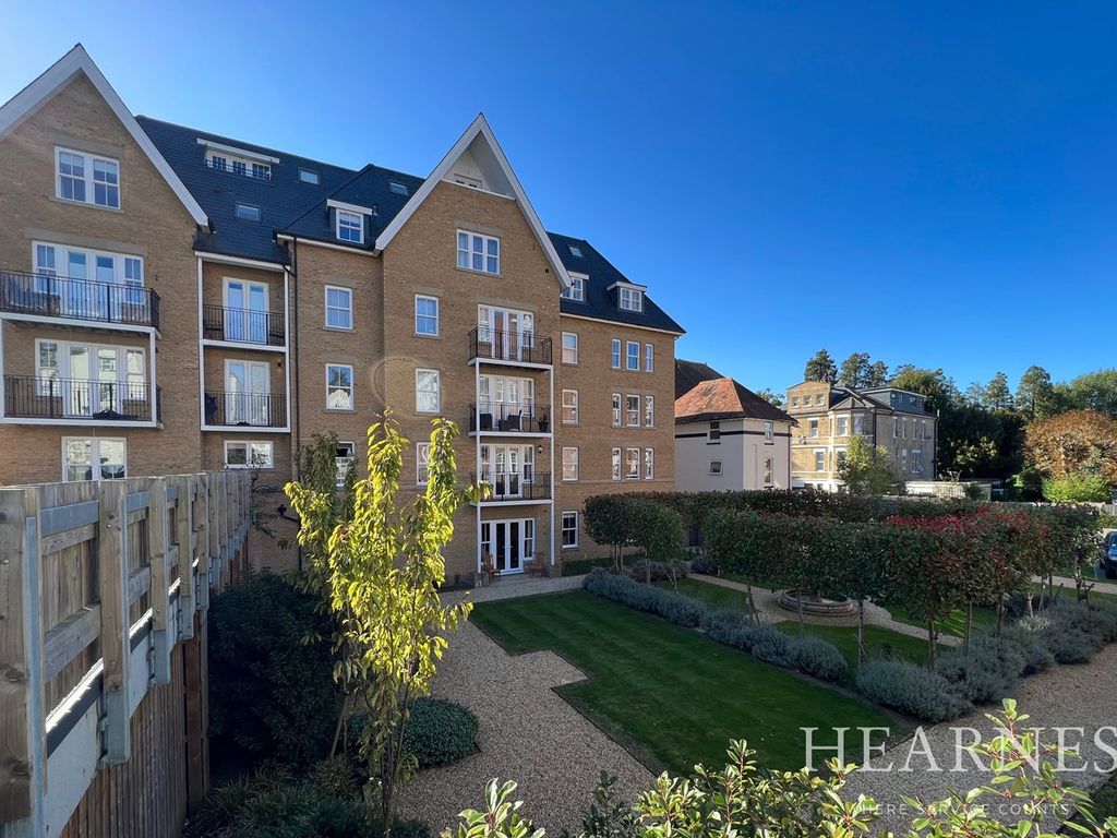2 bed flat for sale in Exton Gardens, Bournemouth BH1 - Zoopla