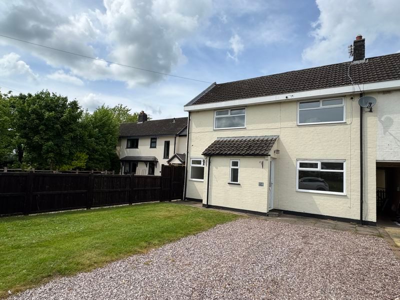 4 bed property to rent in Crescent Road, Cranage, Crewe CW4, £1,350 pcm - Zoopla