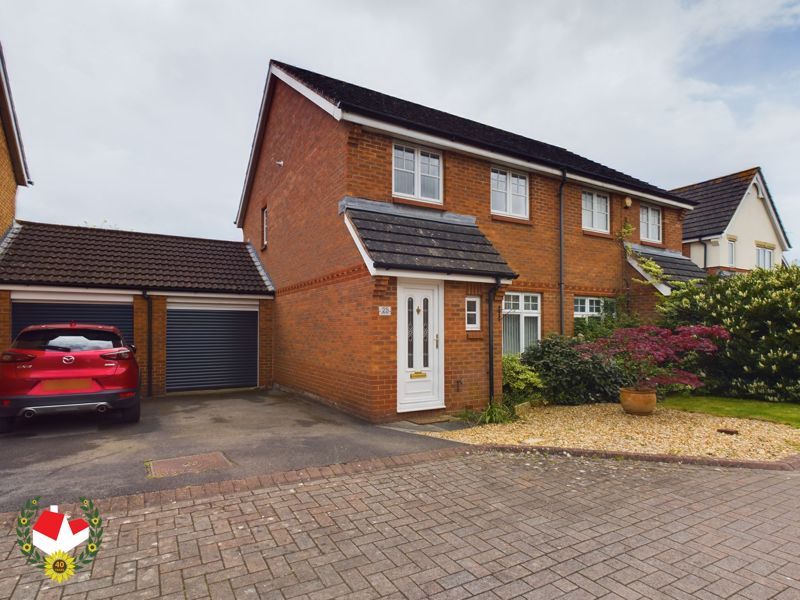 3 Bed Semi Detached House For Sale In Turnstone Drive Quedgeley