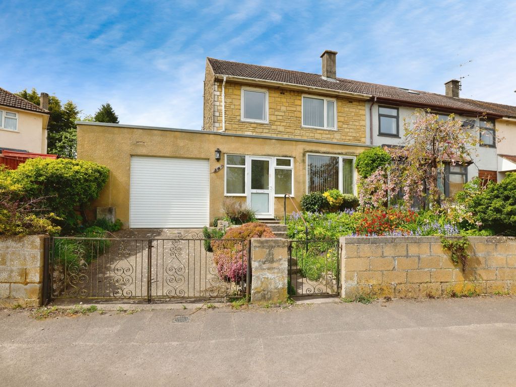 3 Bed End Terrace House For Sale In Manor Crescent Swindon Wiltshire