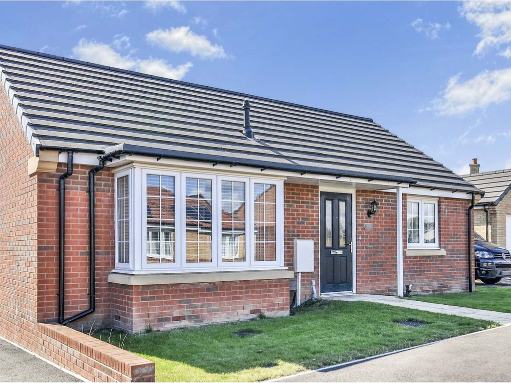2 bed detached bungalow for sale in Russell Danby Drive, Horncastle LN9 ...