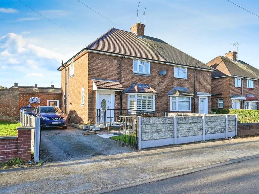 3 Bed Semi Detached House For Sale In Peach Avenue Stafford St17 £