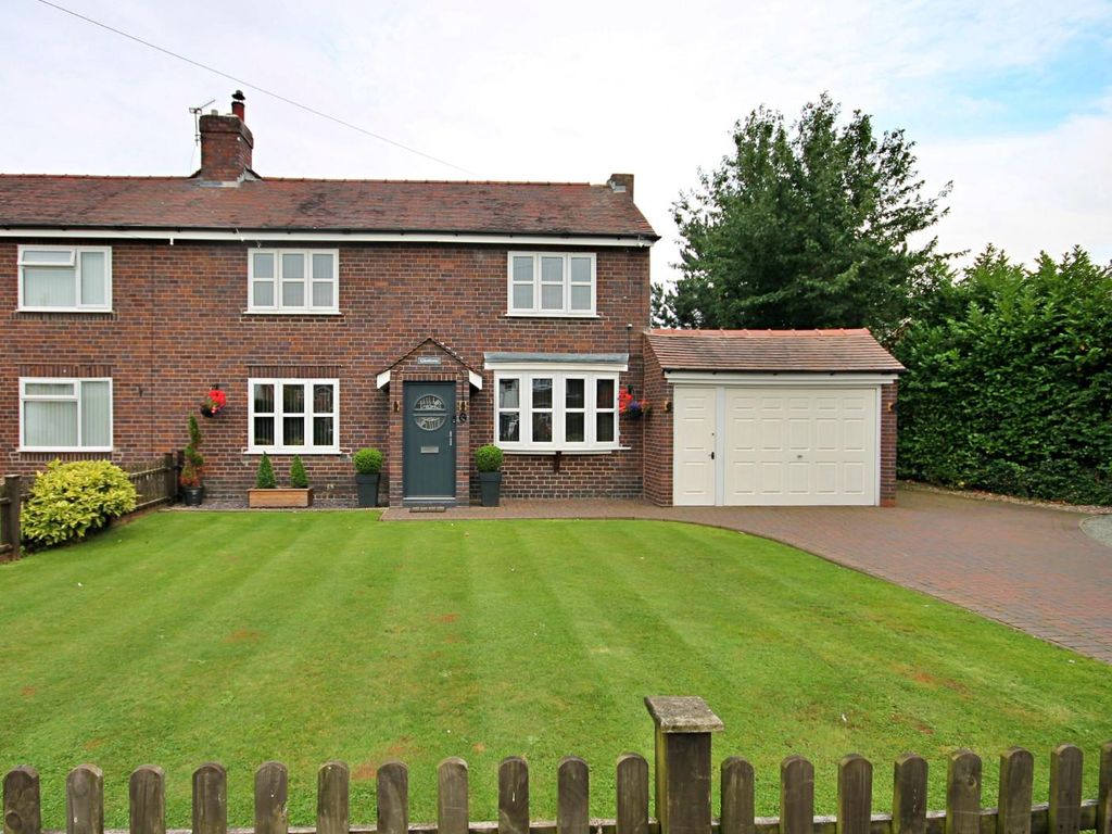 3 Bed Property For Sale In Sheepcote Lane Amington Tamworth B77 £