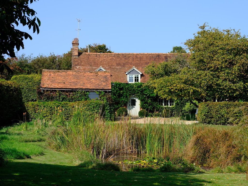 5 bed detached house for sale in Poughley, Shefford Woodlands ...