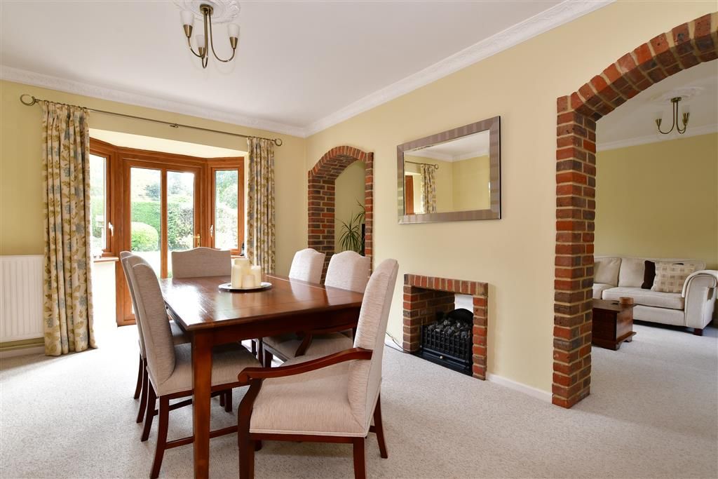 4 bed detached house for sale in Pear Tree Lane, Shorne, Gravesend ...
