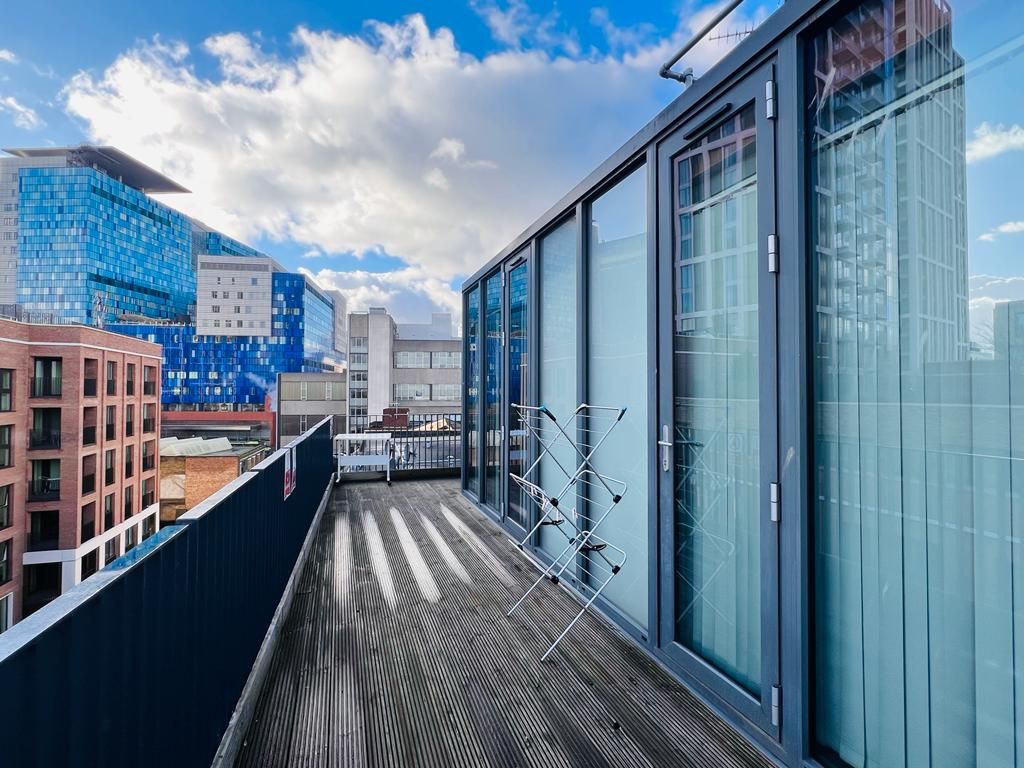 1 bed flat to rent in Raven Row, London E1, £1,300 pcm - Zoopla