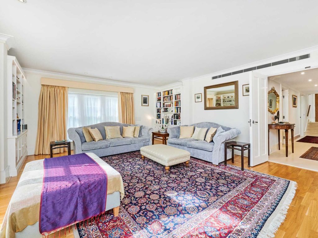 3 bed flat for sale in Mathison House, Kings Chelsea SW10, £2,250,000 ...