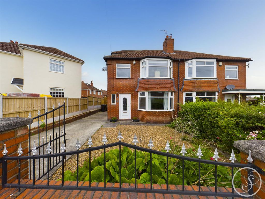 4 bed semi-detached house for sale in Woodland Road, Halton, Leeds LS15 ...