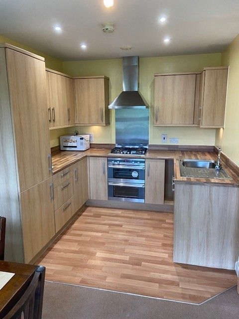 1 bed flat to rent in East Croft House, Northolt Road, Harrow HA2, £ ...