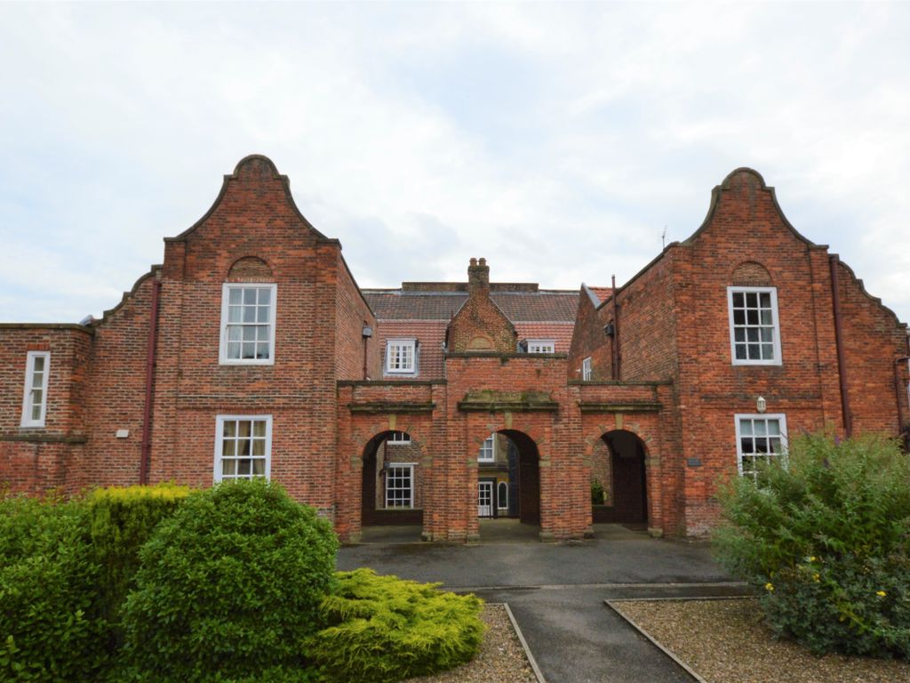 2 bed flat for sale in Flat 6 The Old Hall, Hunmanby Hall, Filey, North ...