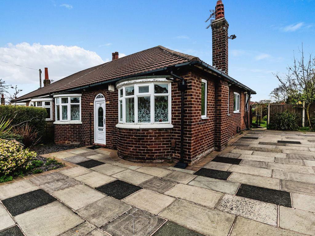 2 Bed Semi Detached Bungalow For Sale In Brown Lane Cheadle Sk8 £