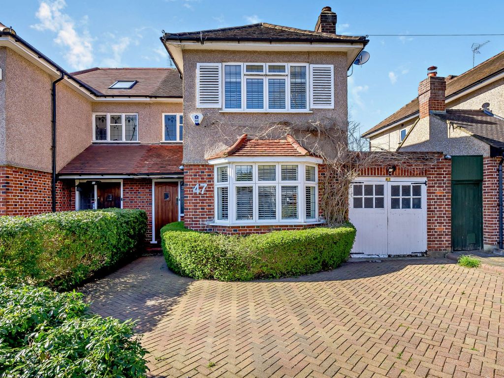 3 Bed Semi Detached House For Sale In St Michaels Crescent Pinner Ha5
