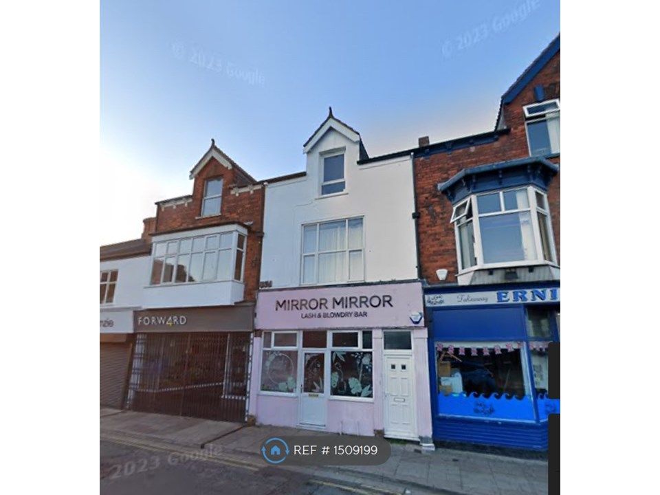 Studio to rent in Market Street, Cleethorpes DN35, £550 pcm - Zoopla