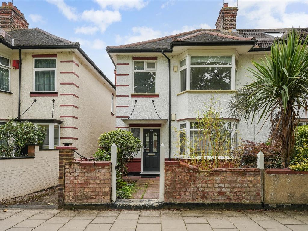 1 bed flat to rent in Boston Manor Road, Brentford TW8, £1,795 pcm - Zoopla