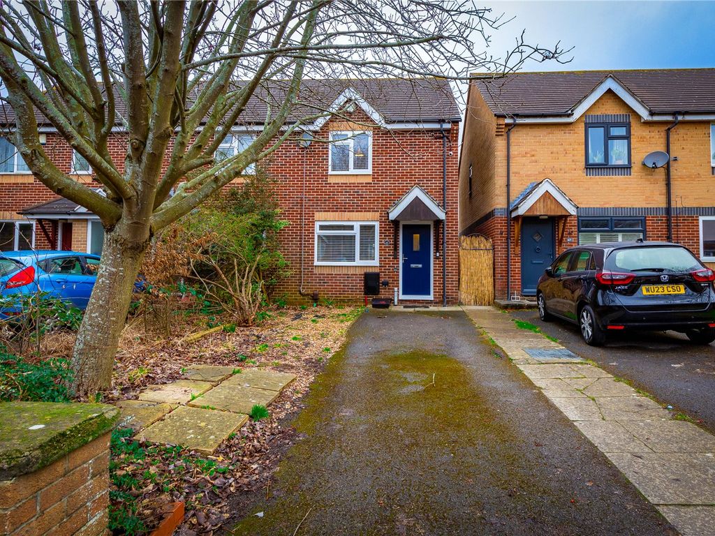 2 Bed End Terrace House For Sale In Cropthorne Road Horfield Bristol