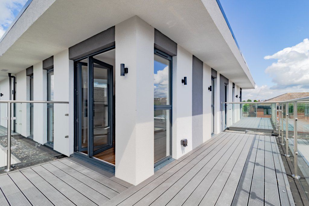 2 bed flat for sale in New Street, Basingstoke, Hampshire RG21 - Zoopla