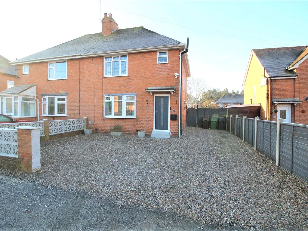 3 Bed Semi Detached House For Sale In Churchfields Close Bromsgrove