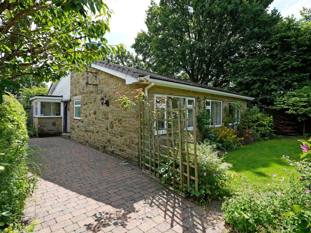 3 bed detached bungalow for sale in Newfield Croft, Dore S17, £650,000 ...