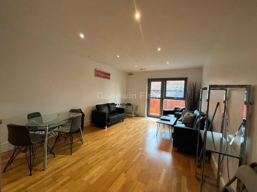 2 bed flat to rent in Whitworth Street, Manchester M1 - Zoopla