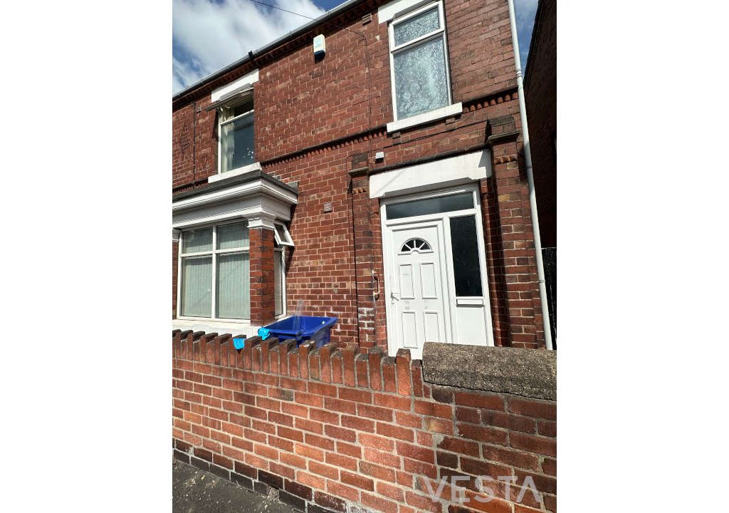 6 bed end terrace house for sale in Furnival Road, Doncaster DN4 - Zoopla
