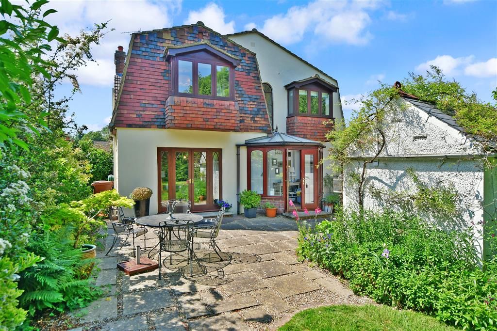 4 Bed Detached House For Sale In Edwin Road Rainham Gillingham Kent