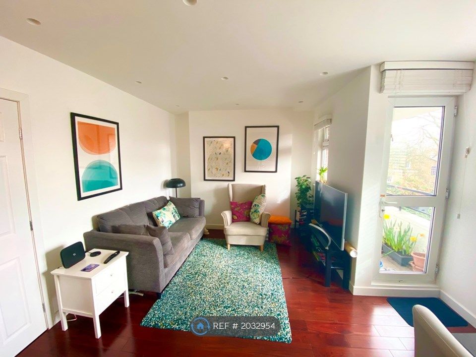 2 bed flat to rent in Spriggs House, London N1, £2,795 pcm - Zoopla