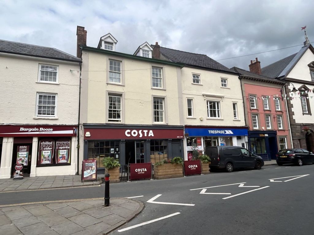 2 bed flat for sale in High Street, Brecon LD3, £190,000 - Zoopla