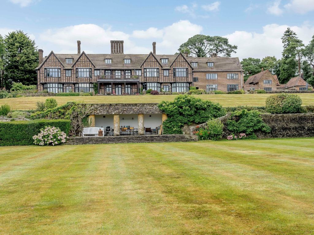 2 bed flat for sale in Yattendon Court, Yattendon, Thatcham, Berkshire ...