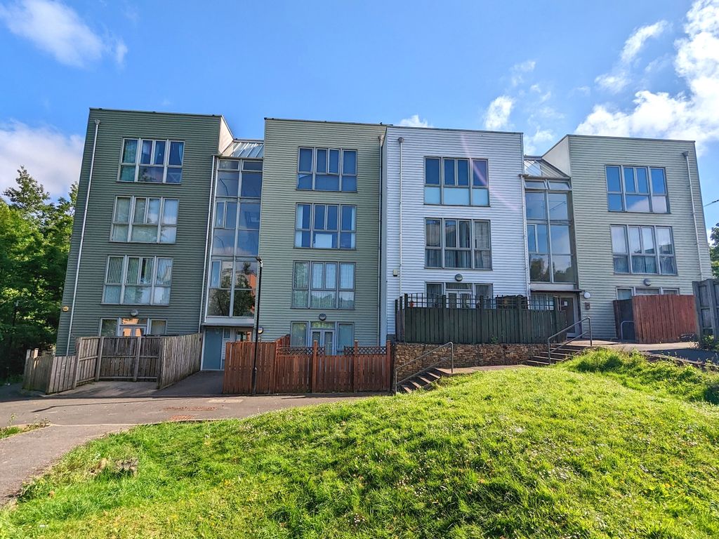 2 bed flat for sale in Guildford Walk, Norfolk Park S2 - Zoopla