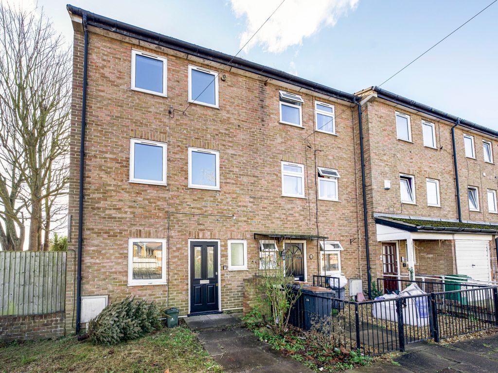 4 Bed End Terrace House For Sale In Shepherds Close Cowley Uxbridge