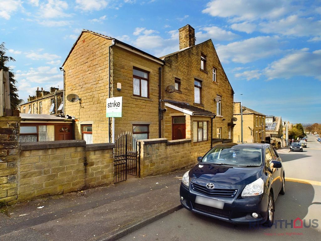 5 bed end terrace house for sale in Beldon Road, Bradford BD7 - Zoopla