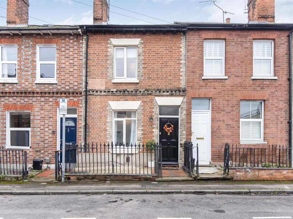 3 bed terraced house for sale in Upper Crown Street, Reading RG1 - Zoopla