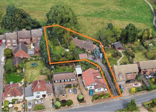 4 bed detached house for sale in Hillfield Road, Hemel Hempstead HP2, £ ...