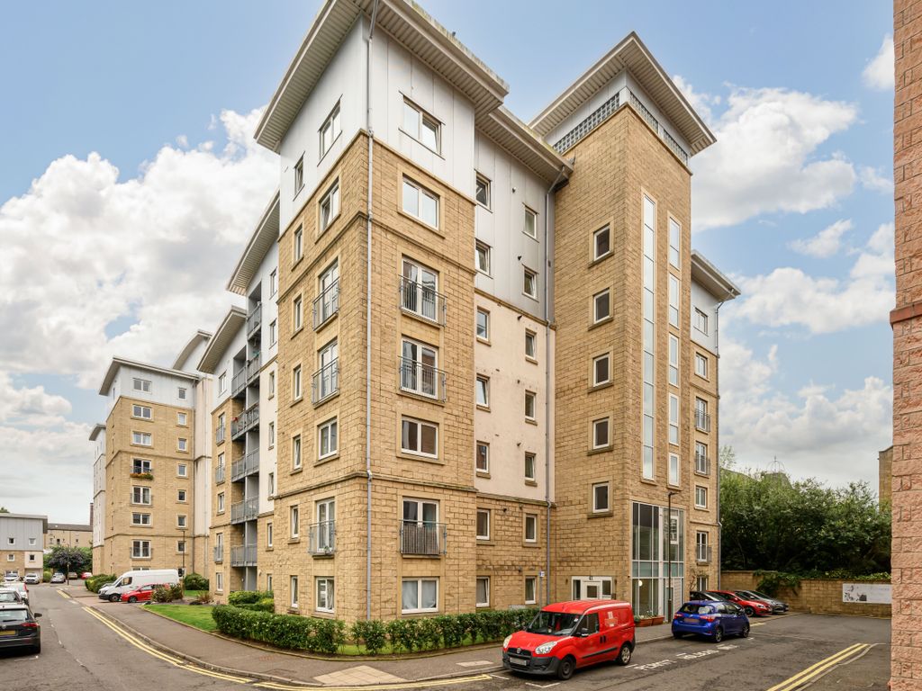 2 bed flat for sale in 41/10 Pilrig Heights, Edinburgh EH6, £240,000 ...