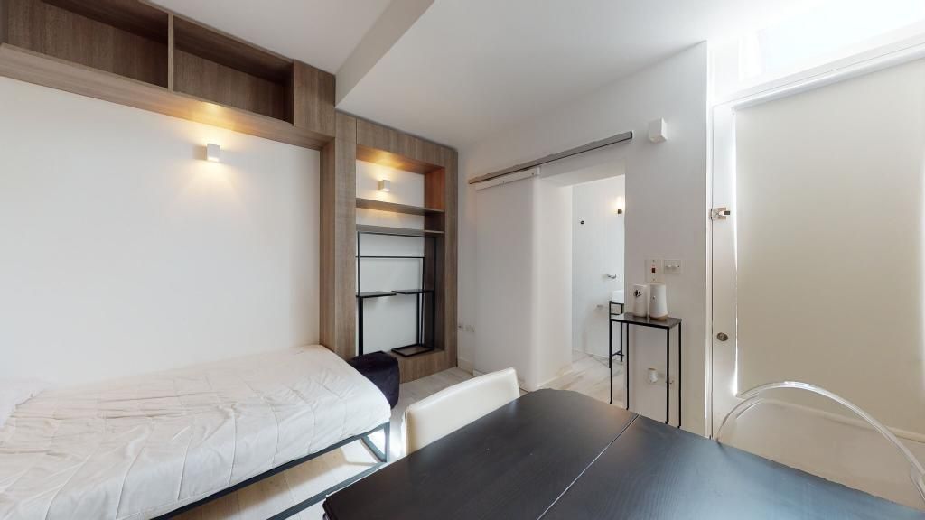 Studio to rent in Durham Road, London SW20, £1,100 pcm - Zoopla