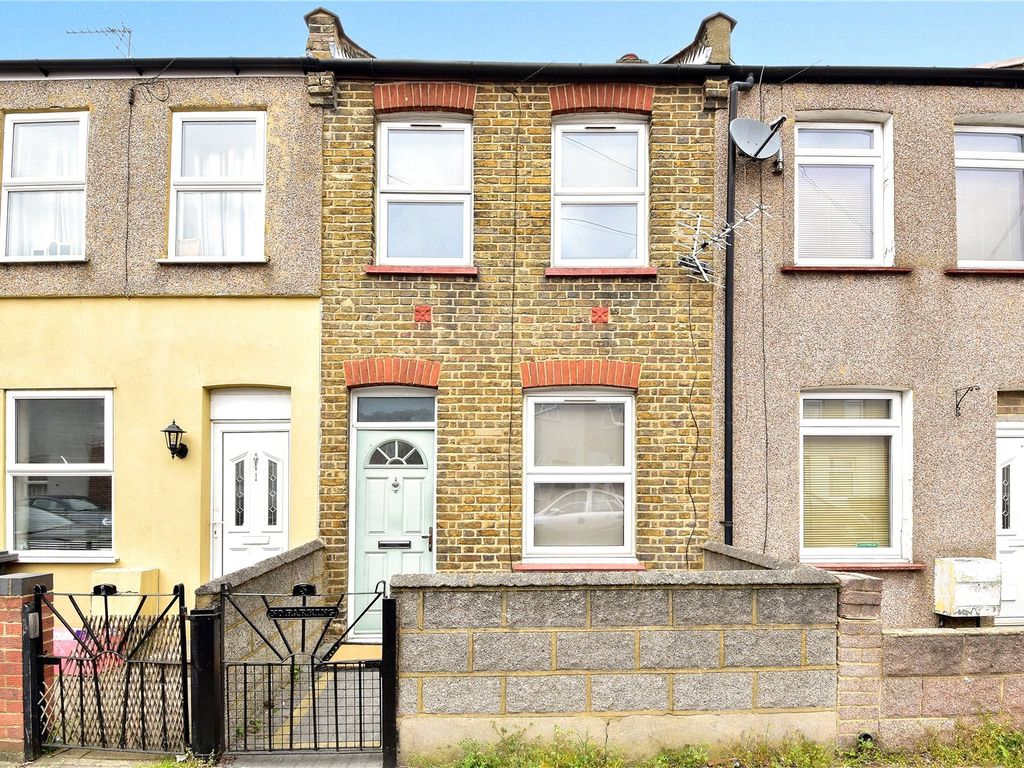 2 Bed Terraced House To Rent In Barham Road Dartford Kent Da1 £1 500