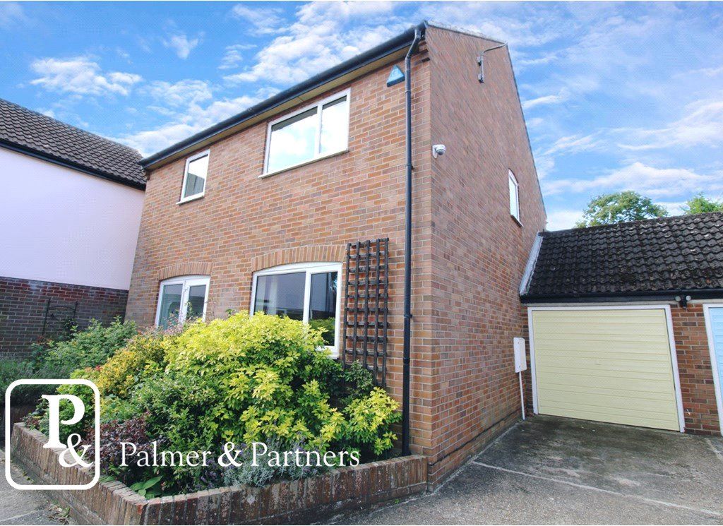 4 Bed Link Detached House For Sale In Christ Church Court Colchester